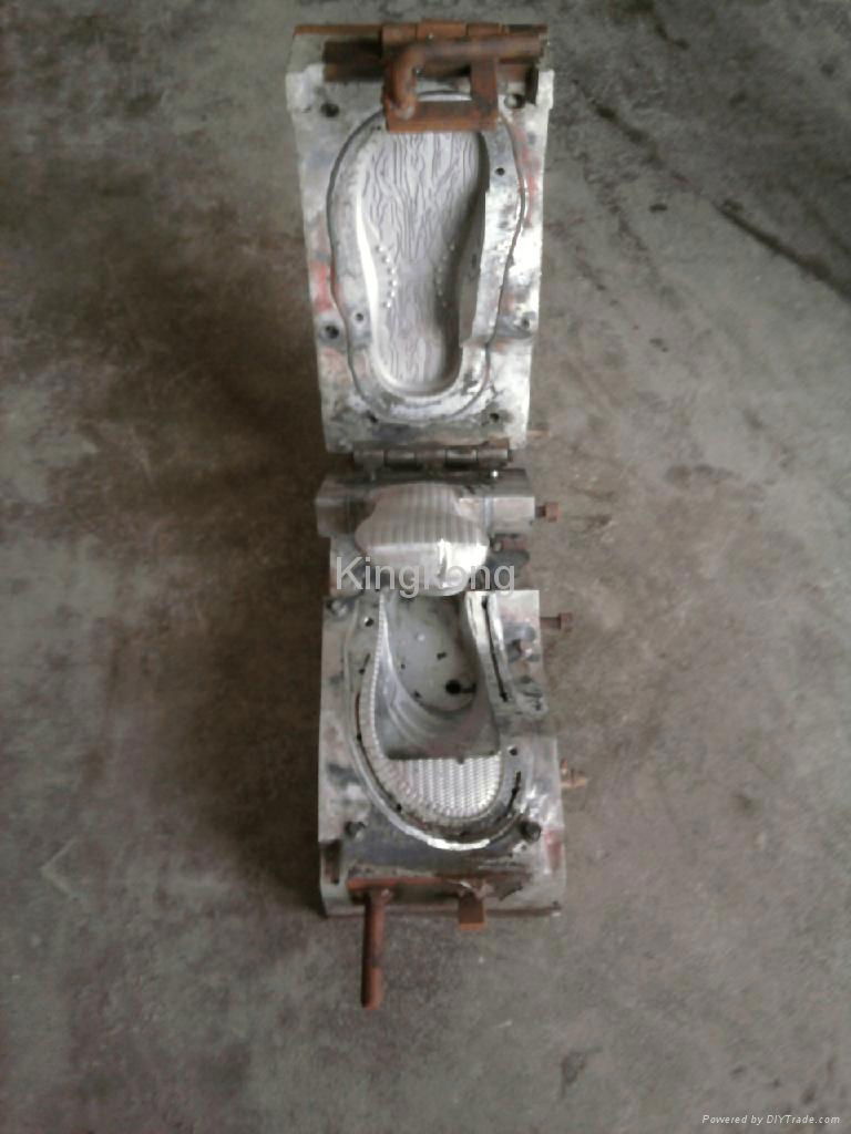 Plastic Slipper making machine - JG-1824D - KingKong (China ...