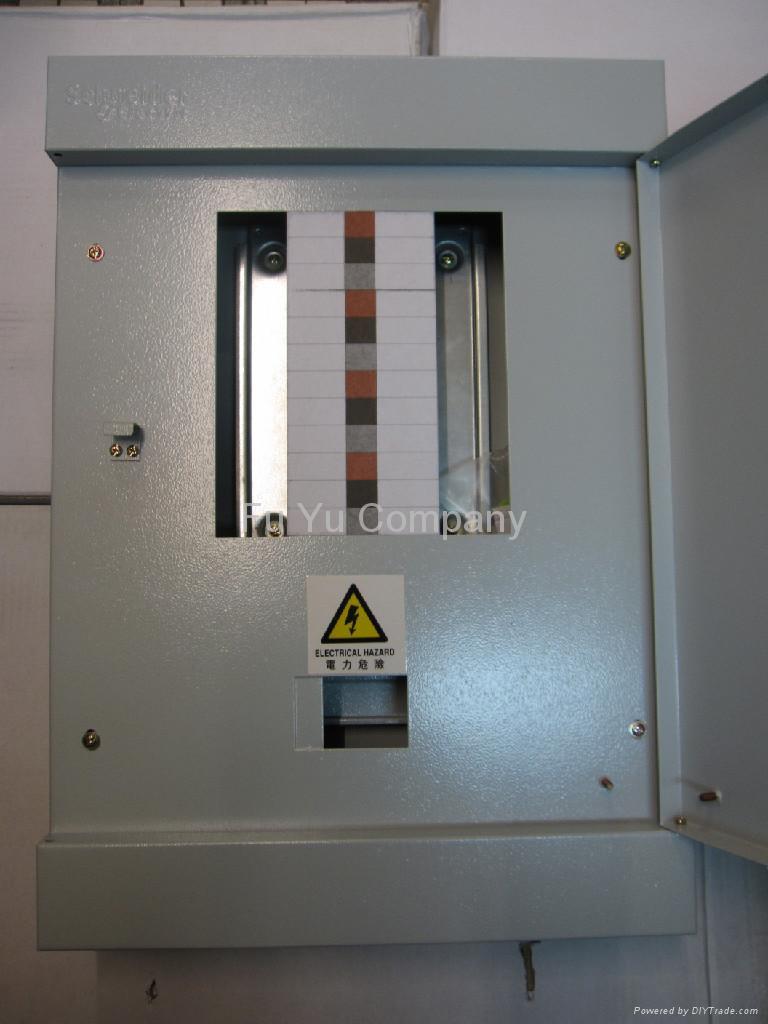 Schneider TPN MCCB 配電箱 - 富裕電業行有限公司