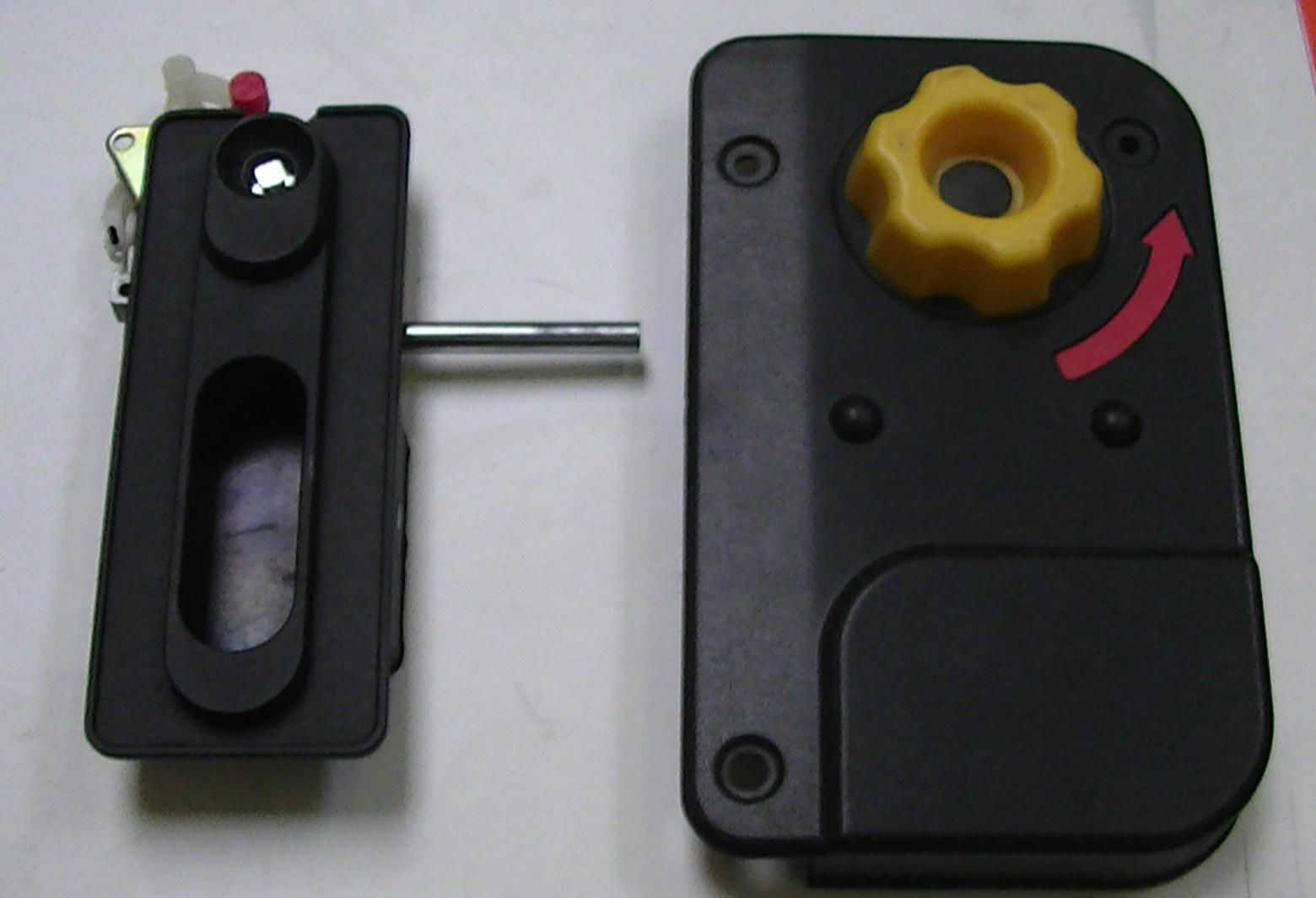 BUS DOOR LOCK Low floor city bus passenger door lock - QN - bus door ...