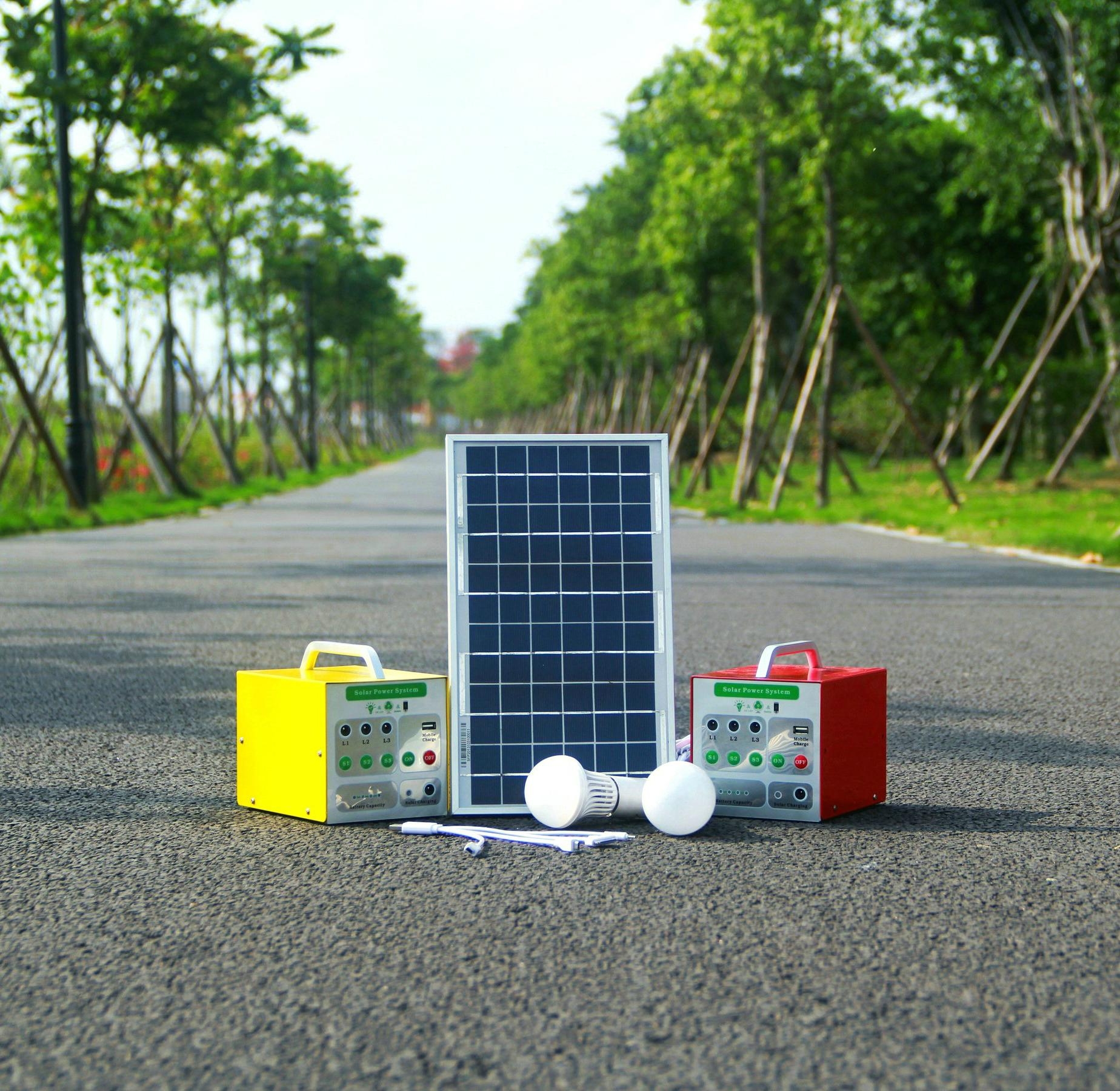 Mini Solar Light System with 10W Solar Panel for Outdood and Indoor ...