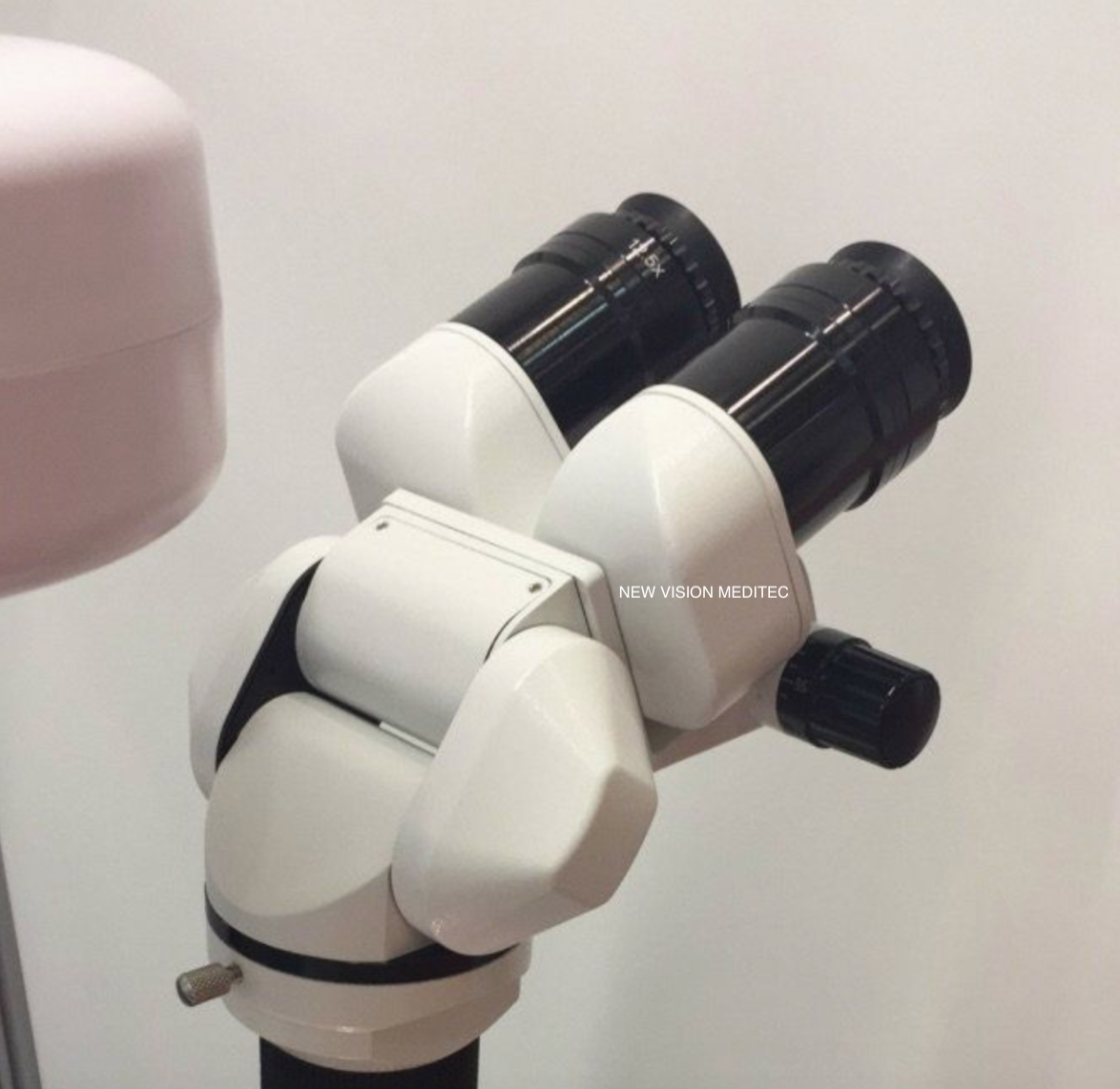 0-180 Degrees Adjustable Binocular Assistant Microscope Head - China