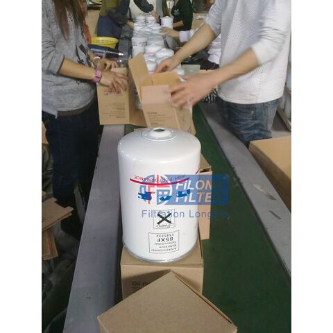 Oil Filter 1345332 Lf3843 (FLEETGUARD) H300W06 (HENGST) W13110 (MANN)