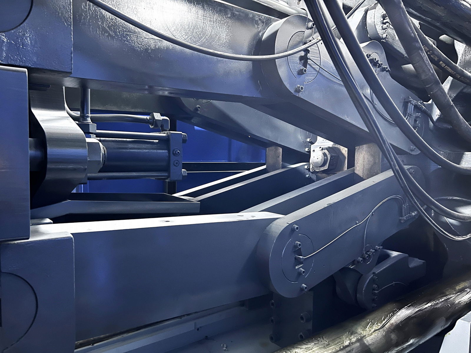 JSW 850t used Plastic Injection Molding Machine (China Trading Company ...