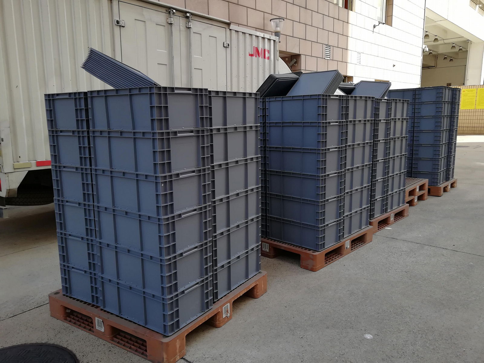 Turnover container - 6432,6422 (China Trading Company) - Rubber ...