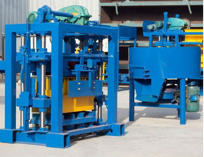 QT40-2 small concrete building blocks machine in Cango - Wante (China ...
