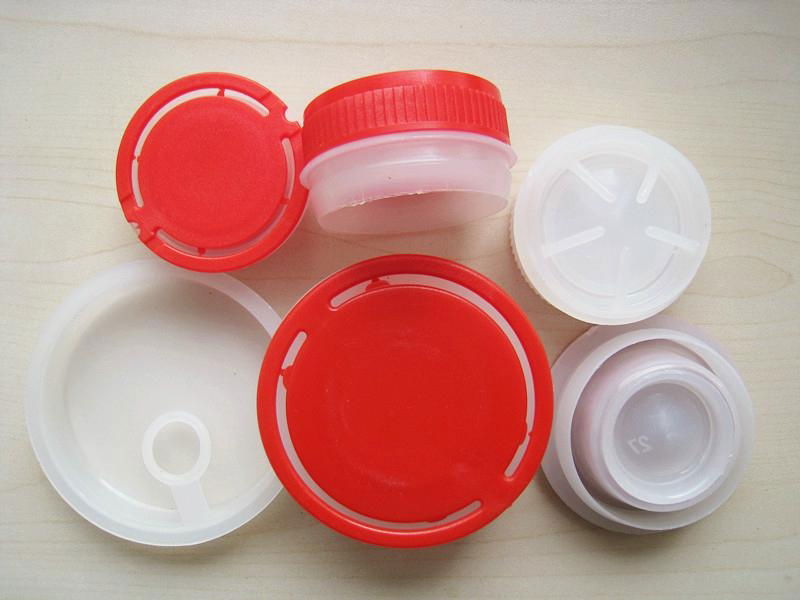 Plastic spout caps for cans - IT‐003 - Intidesteel (China Manufacturer ...