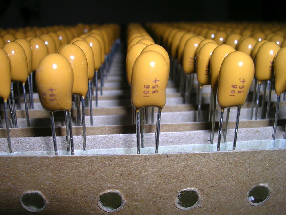 Dipped tantalum capacitor - Kingtronics (Hong Kong Manufacturer ...