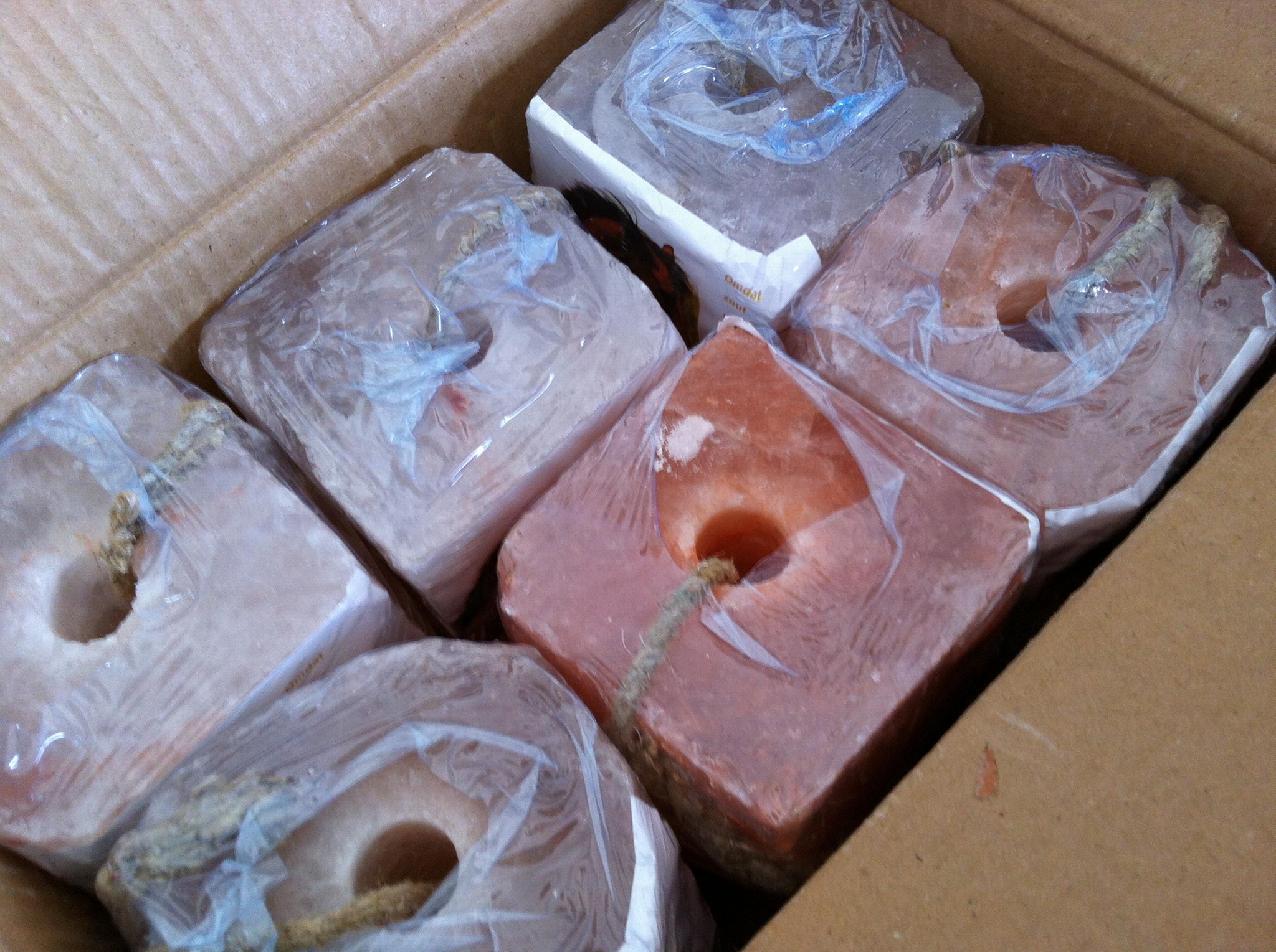 Animal Lick Salt Block - ALSB - AGT HAMDANI SALT FACTORY Pakistan ...