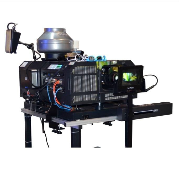 Passive 3D polarizer for professional digital cinema - P6000 - Le ...