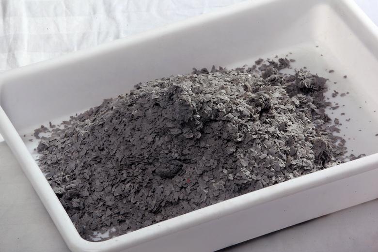 High-molecular polymer industrial Flakes - QS-flake - Tiansheng (China ...