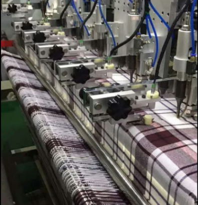 Scarf &blanket Automatic Cutting Machine - XHA2150 - WINTO (China ...