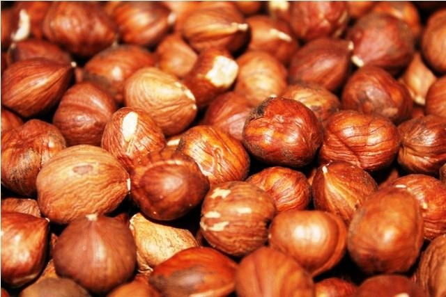 Organic Hazelnuts with High Quality! EU Certified! - VG2980 - Menji ...