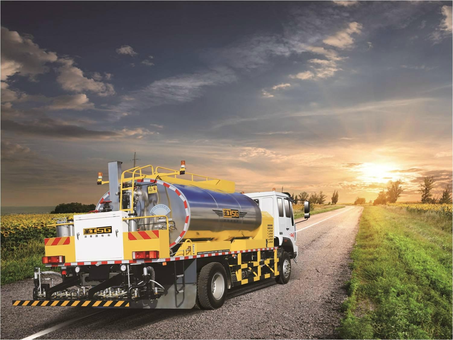 Asphalt Distributor Bitumen Distributor Machine - HGY5255GLQ - SG ...