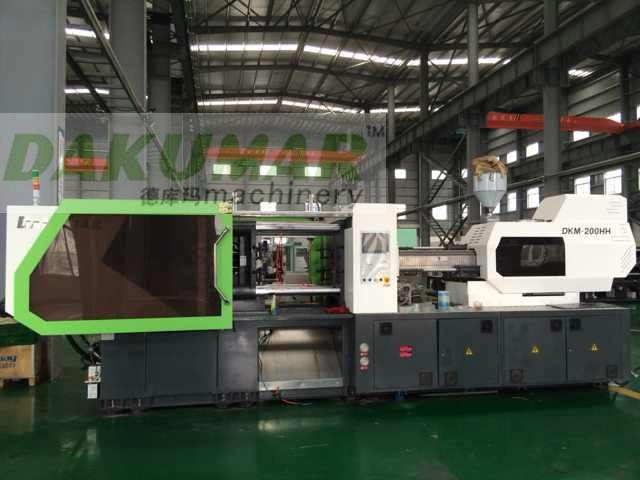 200Ton high speed injection molding machine - 200HH - Dakumar (China ...