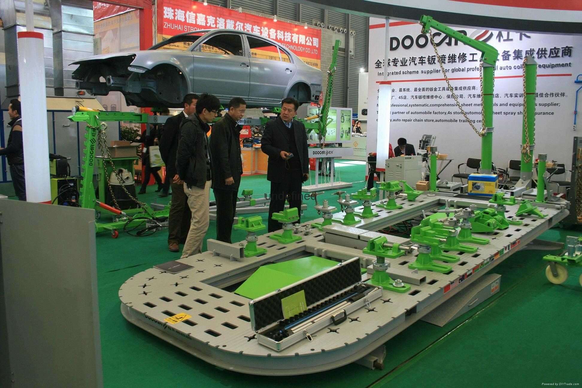 Factory Auto Body Collision Repair Frame Machine with CE - B05 - Doocar ...