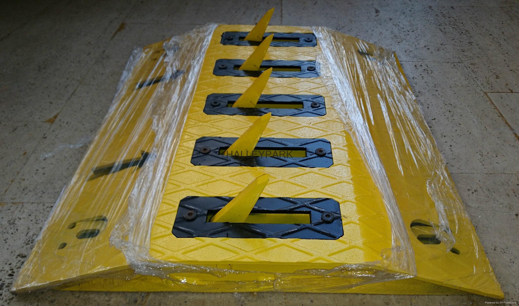 TIRE TYRE KILLER SPIKE BARRIER METAL STEEL SPEED BUMP HUMP - TR49-BR ...