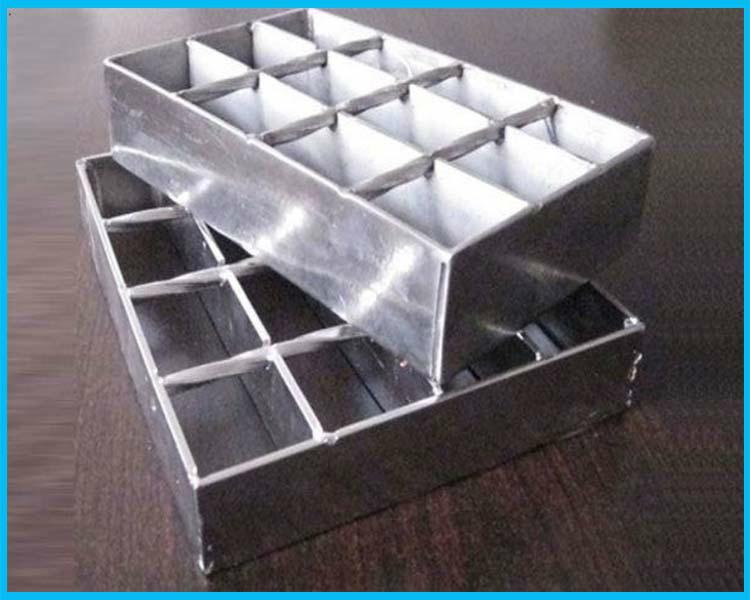 Dovetail pressure locked Heavy Steel Grating Used as platform ...