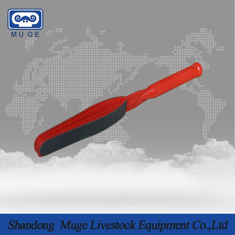 Pig paddle with short handle for pig farm equipment - GZP-D - MUGE ...