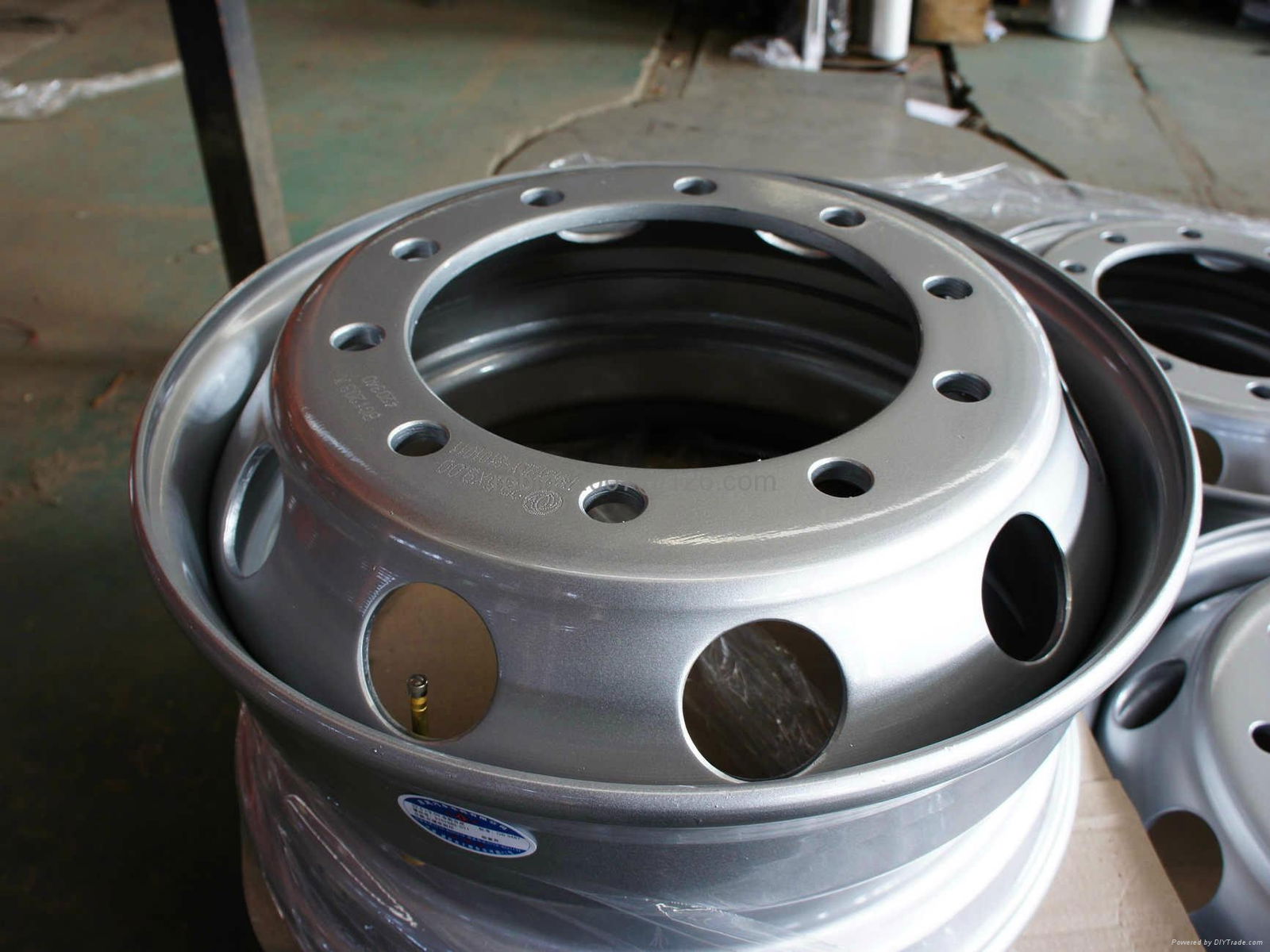 steel wheel RIM for semi-trailer - 22.5X8.25 - DCSC (China Manufacturer ...