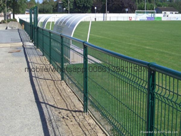 2017popular green powder coated metal welded wire fence - SX (China ...