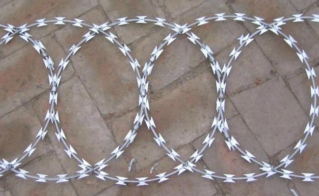 Razor wire flat wrap - mesh fencing - razor wire fencing (China ...