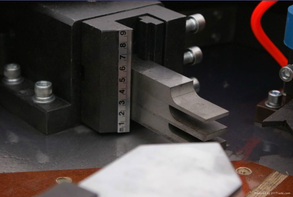 Aluminum Window Profile Single-head Corner Crimping Machine - LMB-120 ...