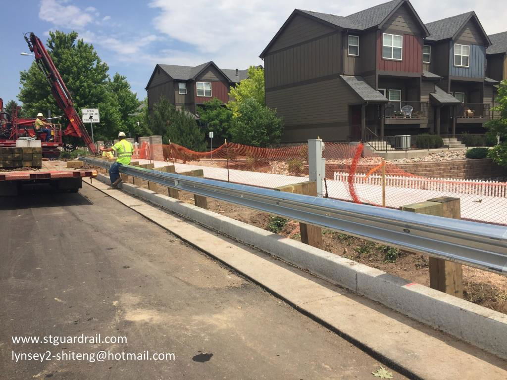 Turkey W beam thire beam highway guardrail - ST-lbhl23 - Shiteng (China ...