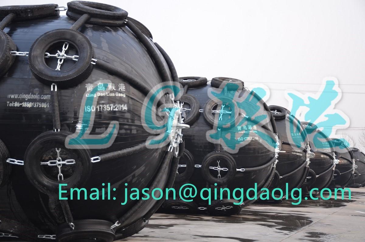 Pneumatic rubber fender with chain and tire net - LG001 - Qingdao ...
