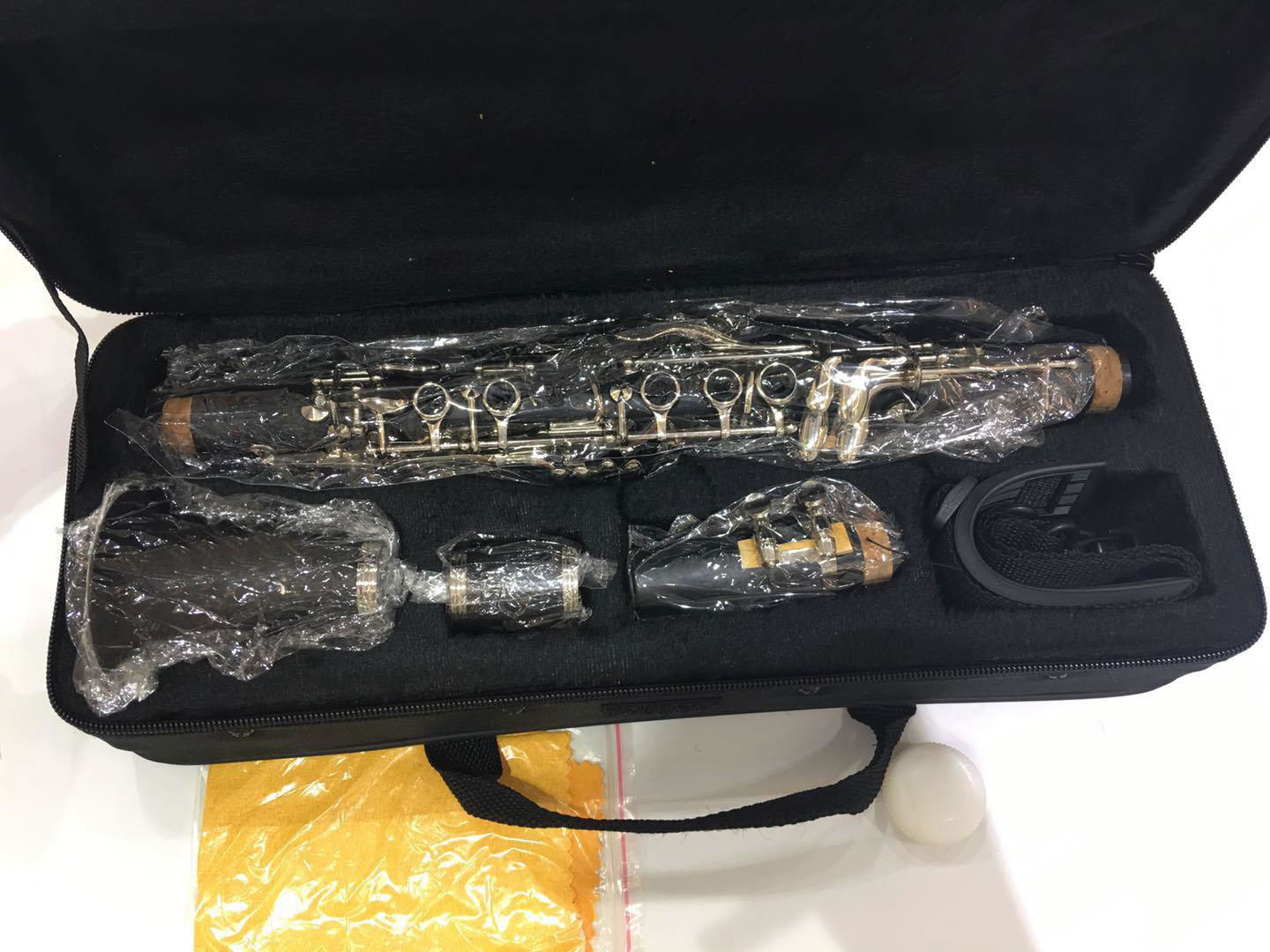Hot Sale 17 Keys Bb Boehm System Clarinet - MCL001 - Mountain, OEM ...