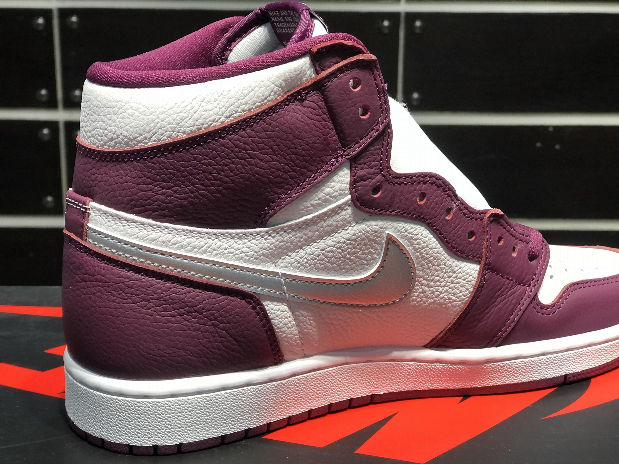 Air Jordan 1 Retro High OG"Bordeaux"AJ1 Retro basketball shoes - shoes ...