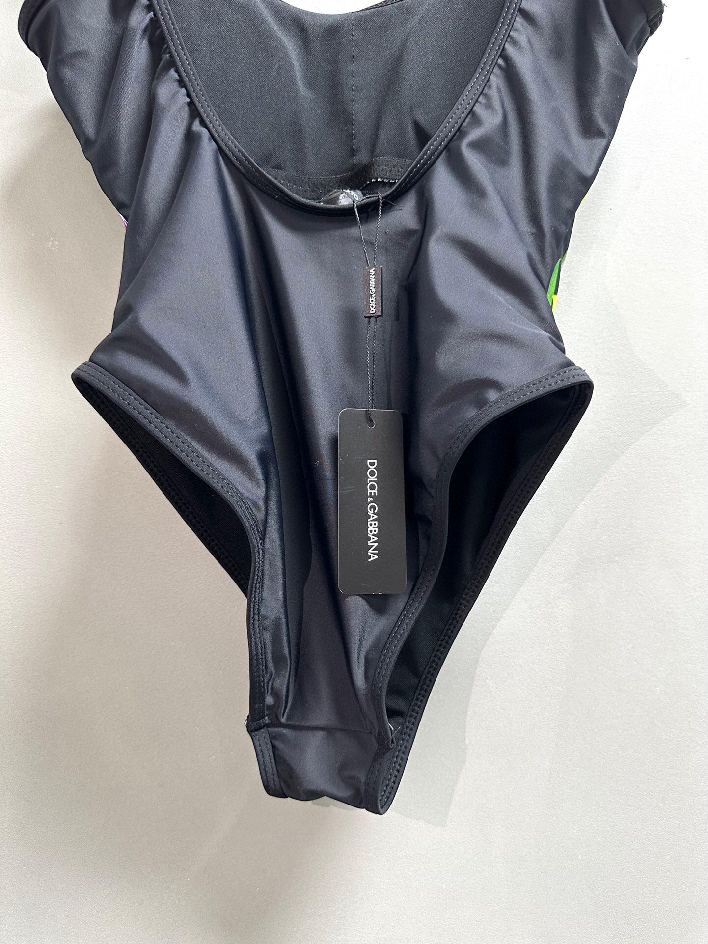 Big logo flower rabbit pattern one-piece swimsuit Year of the Rabbit ...