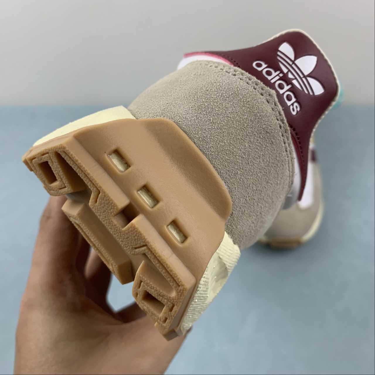 Retropy E5 Popcorn running shoes IF4970 (China Trading Company ...