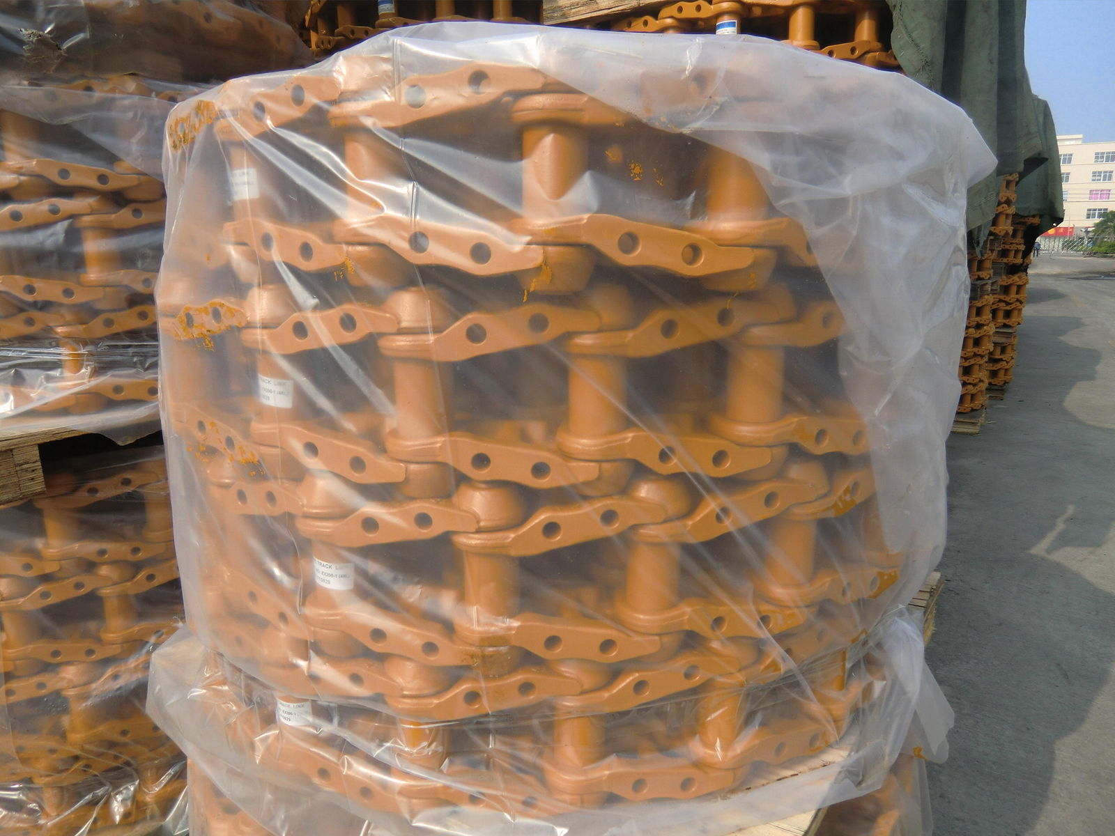 JCB330 TRACK LINK ASSY - DFCB TRACK LINK (China Trading Company ...