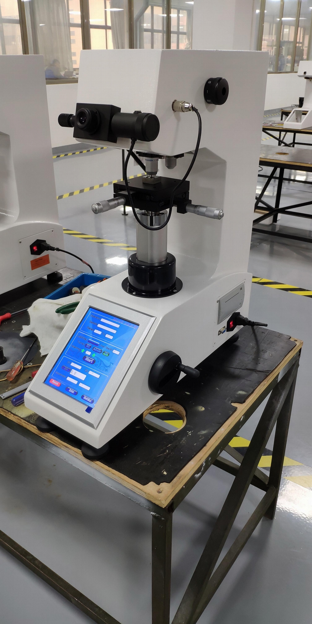 Digital Micro Vicker Hardness tester - THV-1MDX - LABTT (China ...