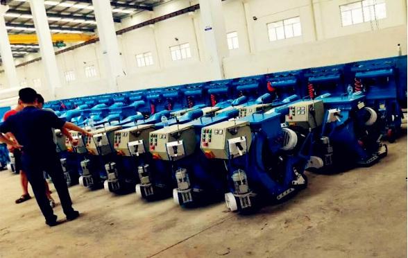 Steel deck shot blasting machine use in bridge anticorrosion - XINSA270 ...