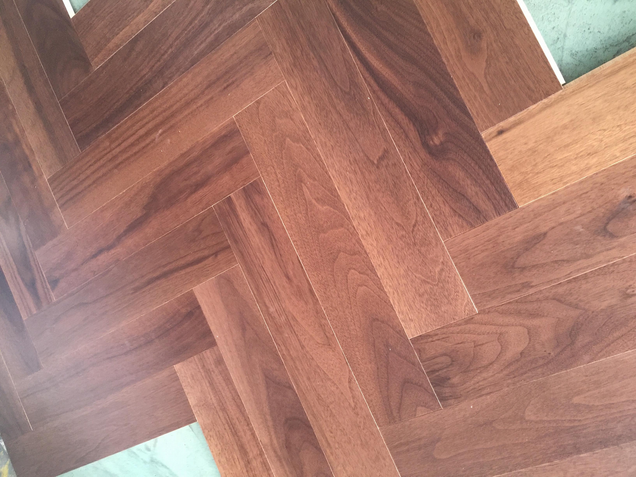 Walnut Chevron Engineered Flooring - P00000036 - Herringbone (China ...