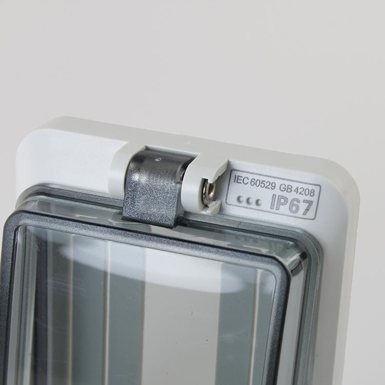 Manufacture 03A IP67 circuit breaker transparent contact protection ...