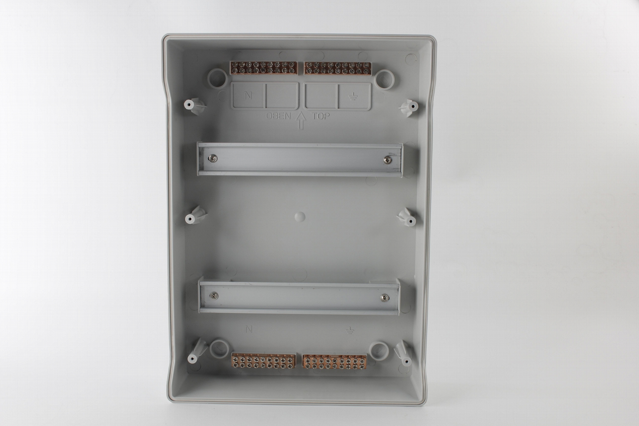 Portable industrial waterproof 24way electrical power mcb distribution ...