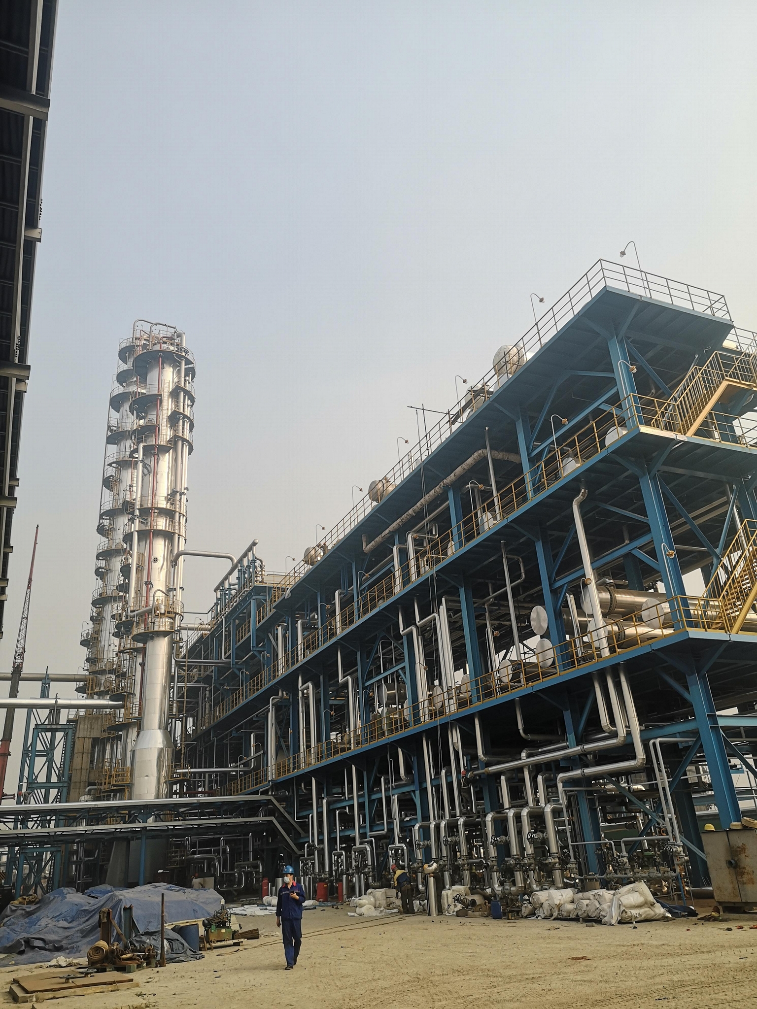azeotropic distillation column, flash distillation column - CDU ADU VDU ...