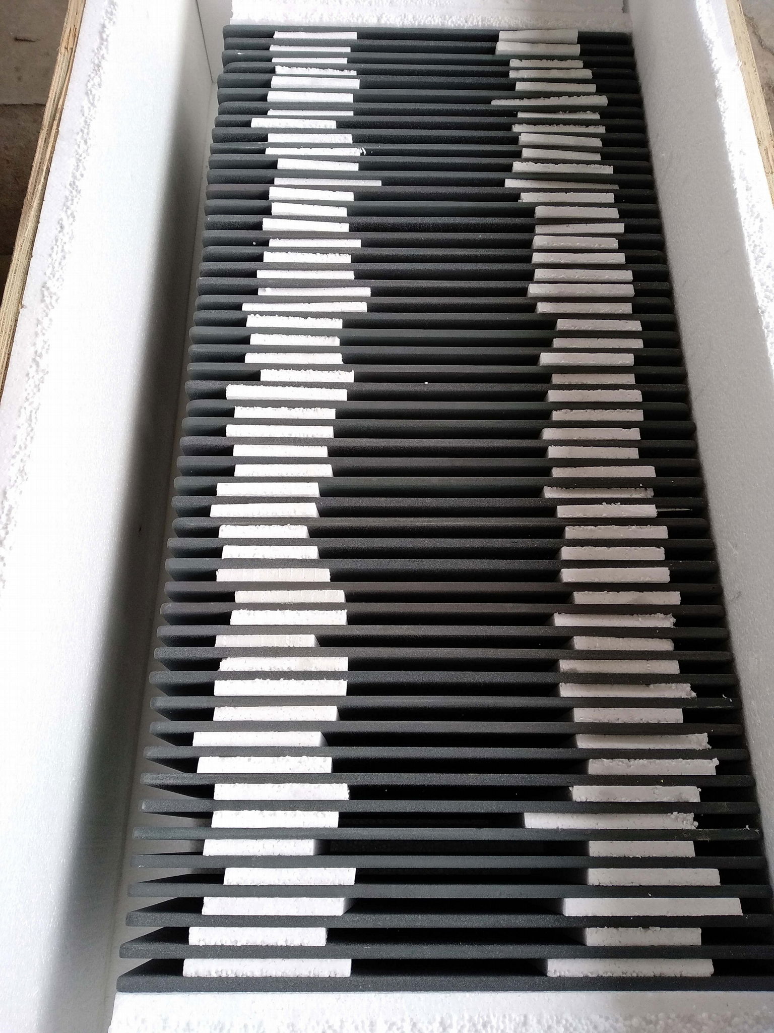 RSiC Plates, ReSiC shelves, recrystallized silicon carbide plates ...