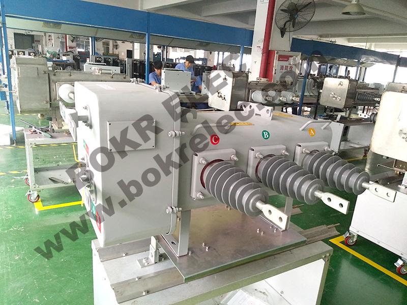 LW34-12 10KV outdoor SF6 circuit breaker (China Manufacturer) - Power Distribution Cabinet ...