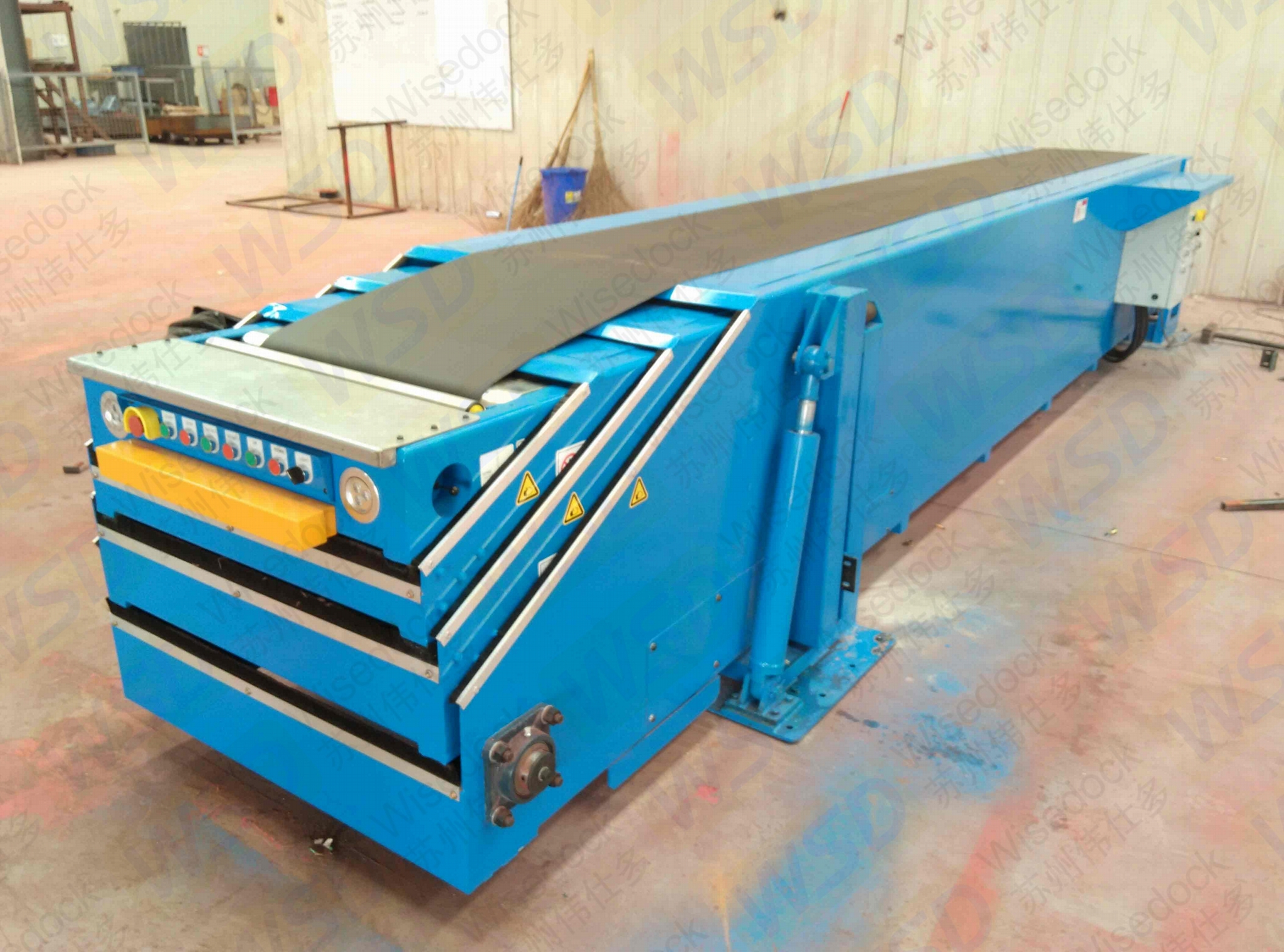 Telescopic Belt conveyor - TBC2S/3S/4S/5S - Wisedock (China ...
