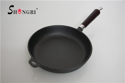 Wooden Handle Fry Pan - SR016B - SHENGRI (China Manufacturer) - Kitchen ...