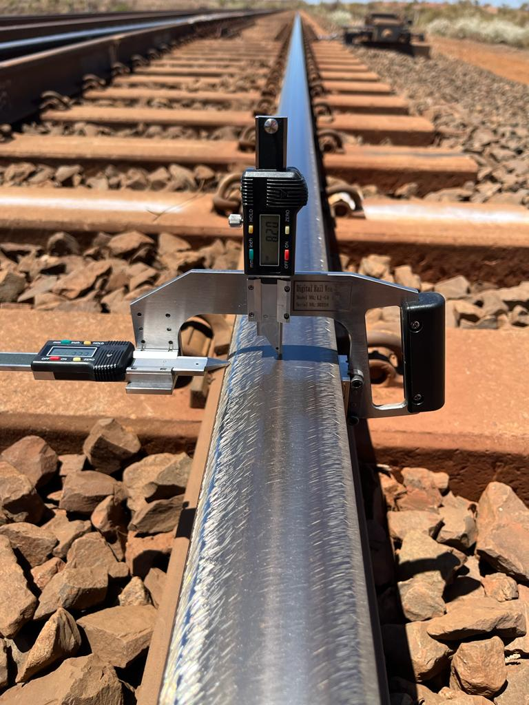 Digital Rail Profile Wear Gauge - LJ-GM-A - Lianjie (China Manufacturer) - Trains Railroads ...