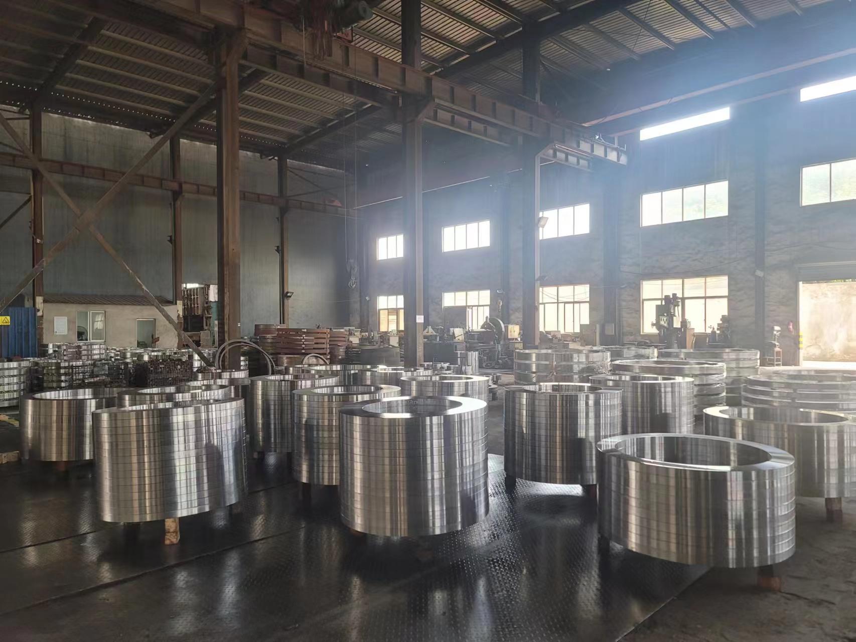 8620 Ring Gear Forgings 20CrMnTi Forged Gear Rings (China Manufacturer ...