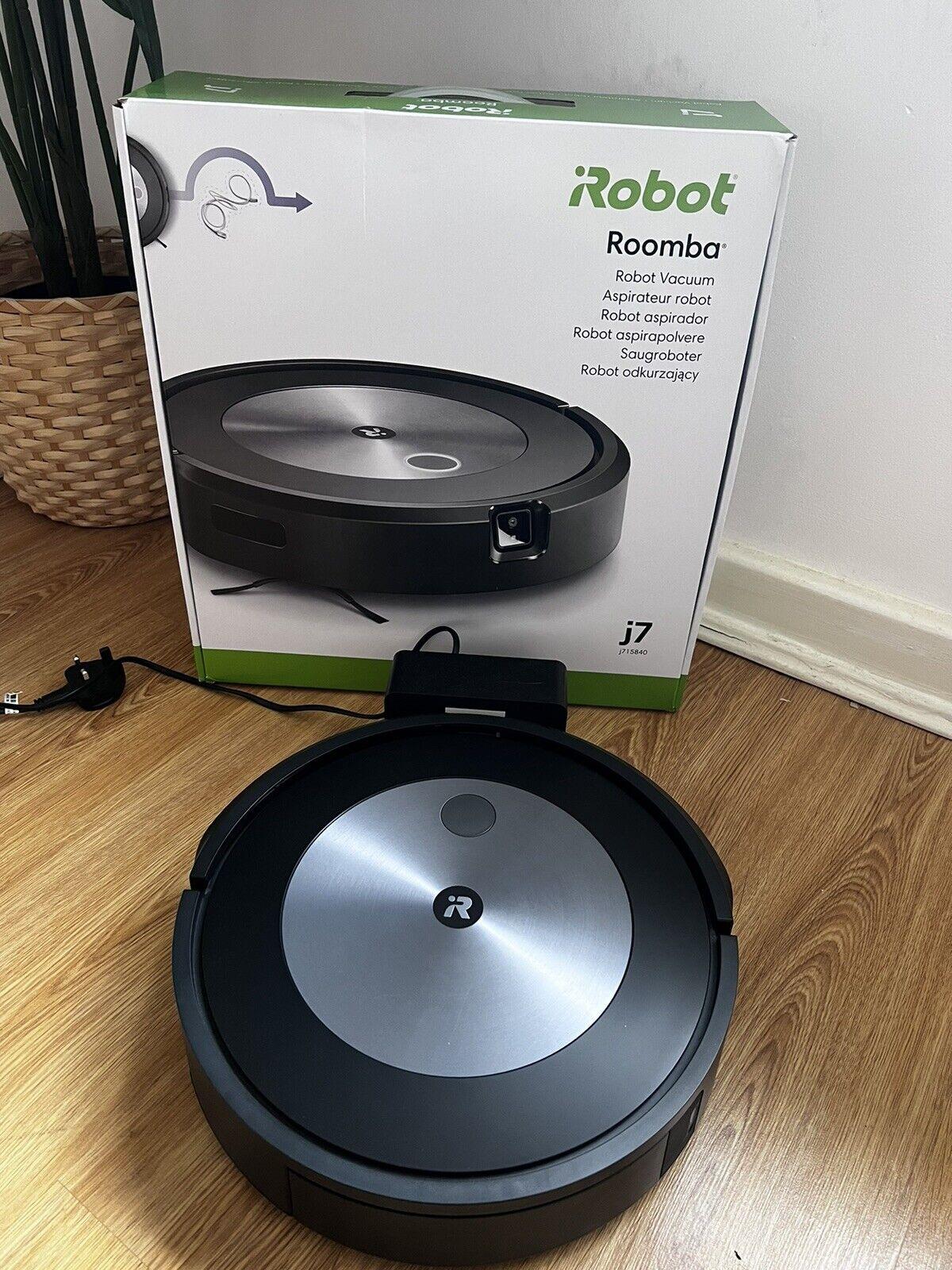 100% iRobots Roomba j7+ Self-Emptying Robot Vacuum Cleaner - I R O B O ...