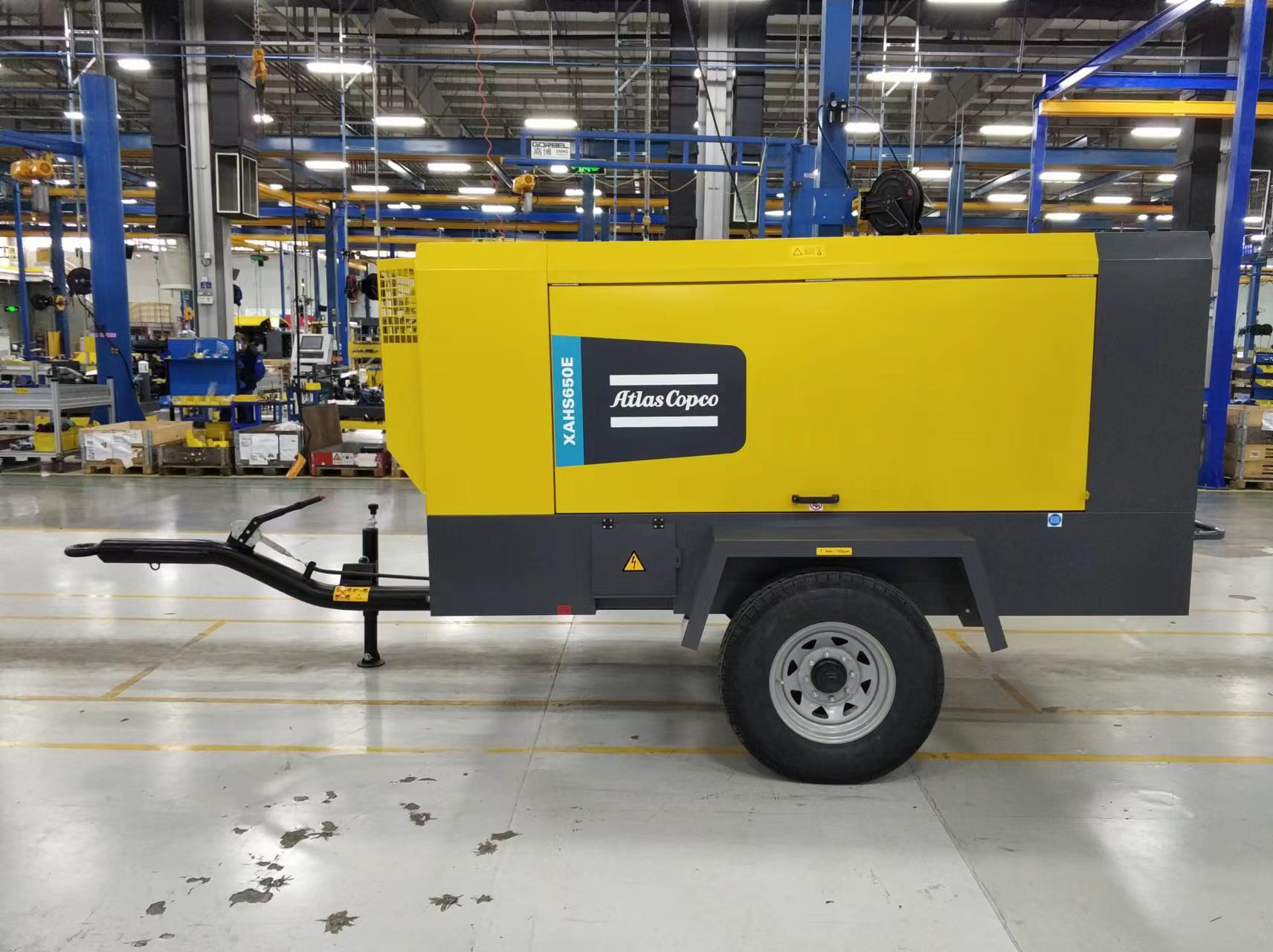 Atlas Copco portable air compressor XAHS650E in stock (China Trading ...