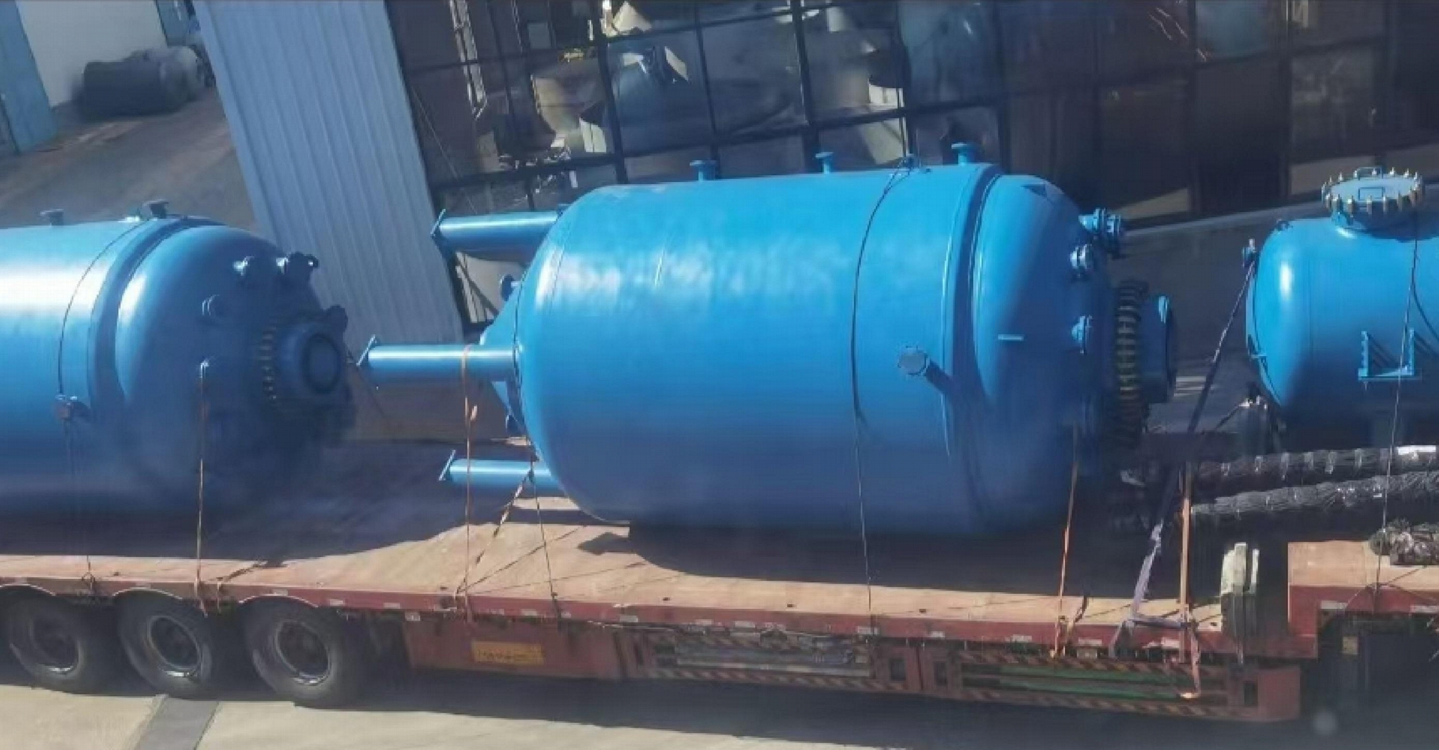 Acid and alkali resistant closed enamel reactor available from stock ...