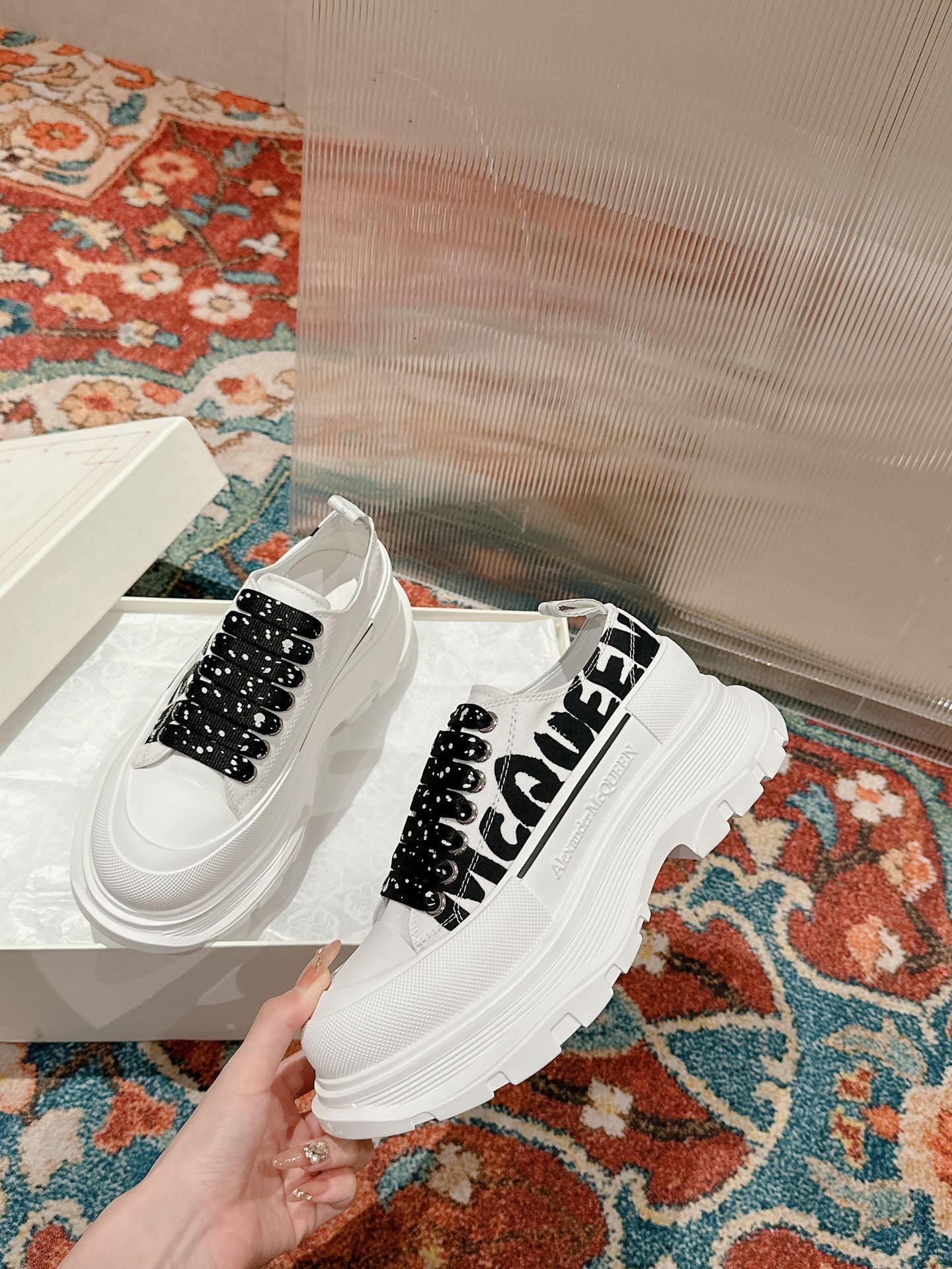 Women's Black Tread Slick platform shoes Treadslick Low-Top Sneakers ...