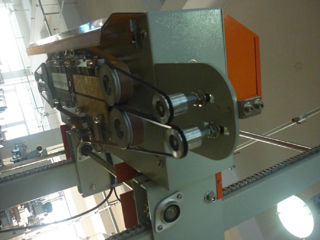 QLF-1680全自动立式封口机 - QLF-1680 (中国 广东省 生产商) - 包装相关设备 - 工业设备 产品 「自助贸易」